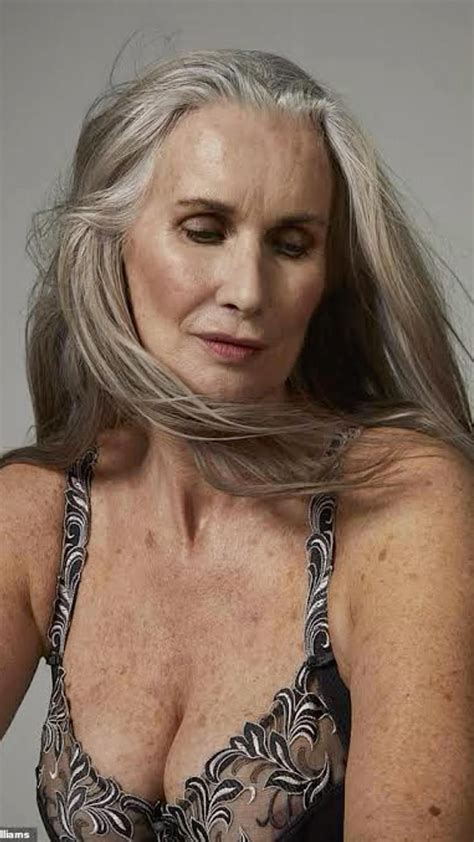 8 Older Women In Bikinis And How They Do It Artofit