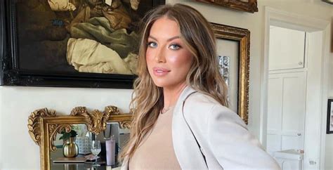 Sexy Pregnant Stassi Schroeder Strips Down See Photos