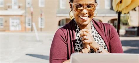 About Deborah Porter