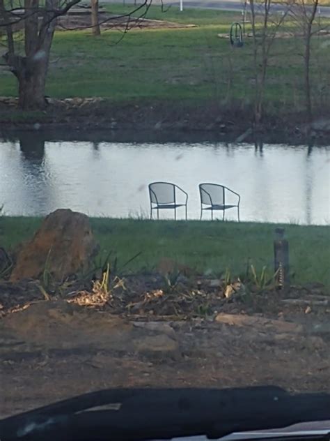 Facing Forward Or Backward R Opticalillusions