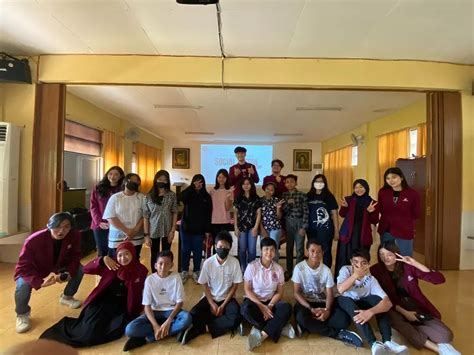 Lydia Setiawan Brand Ambassador Onic E Sport Sekaligus Mahasiswa Ilmu