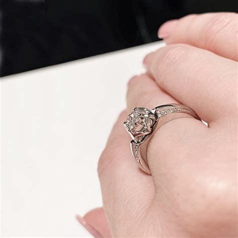 Белое золото и бриллиант идеальное сочетание Мода на благородное белое золото и бриллианты