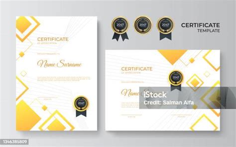 금 배지와 테두리와 업적 템플릿의 노란색 흰색과 금 인증서 프리미엄 럭셔리 최소 인증서 템플릿 디자인 감탄에 대한 스톡 벡터 아트 및 기타 이미지 Istock