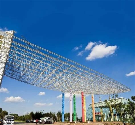 Prefab Unique Lightweight Metal Building Steel Space Frame Canopy For
