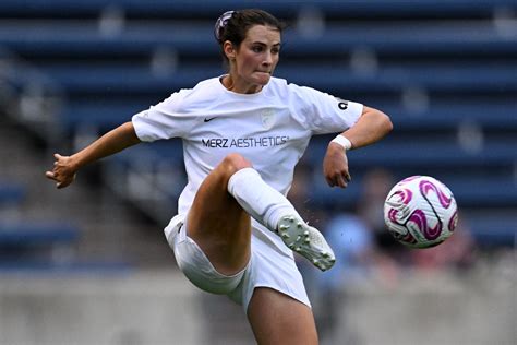 The Best Of U S Soccer Star Emily Fox In Images