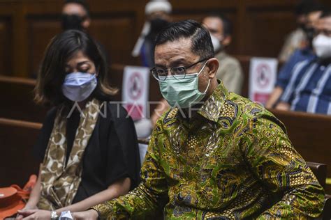 Sidang Juliari Batubara Antara Foto