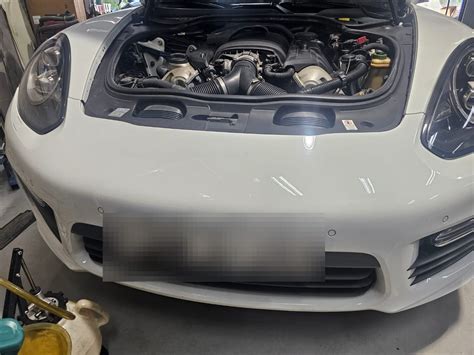 포르쉐 파나메라 냉각수 누수로 라디에이터 교체