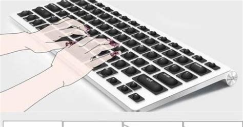 여성들에게 편리한 긴 손톱 보호 키보드 등장