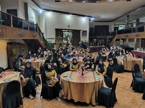 Penyusunan Standar Operasional Prosedur Sop Sekolah Dan Refleksi Bersama Tenaga Pendidik Dan