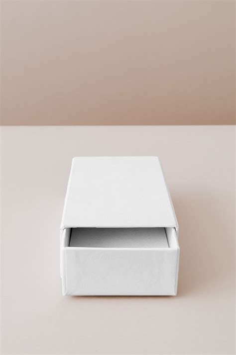 Free Front Open Box Mockup Mockupbee