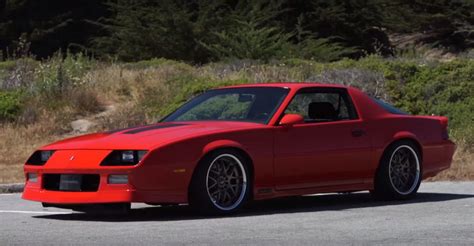 Were Falling In Love With The Prestine Third Gen Camaro Iroc Z Video Gm Authority