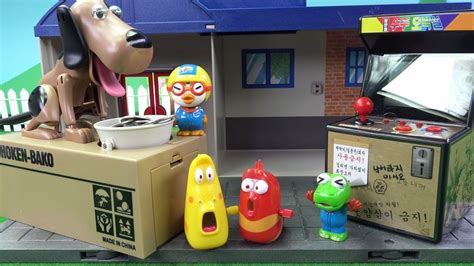 라바 오락실에서 재밌는 오락 게임을~ 근데 동전 먹는 멍멍이 때문에 화난 뽀로로~ 뽀로로 장난감 애니 Pororo Toy Video 토이컴 Toycom Youtube