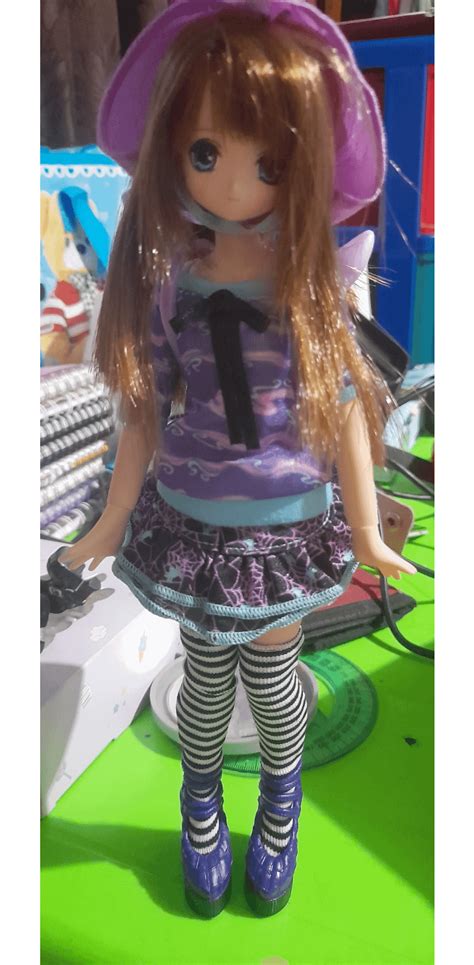 Realized Azone dolls fit into g3 MH doll clothing, gave Himeno Twyla's ...