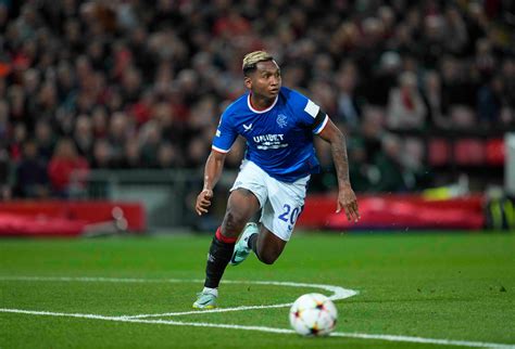Alfredo Morelos In Humiliating Post Rangers Slump El Bufalo Hits Rock