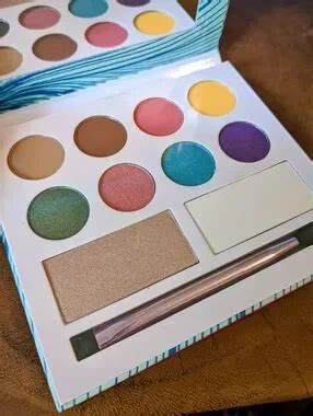 Laura Sanchez Makeup New Laura Sanchez Moods Shadow Highlighter