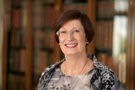 Isabelle Belgium Disrupt Your Career