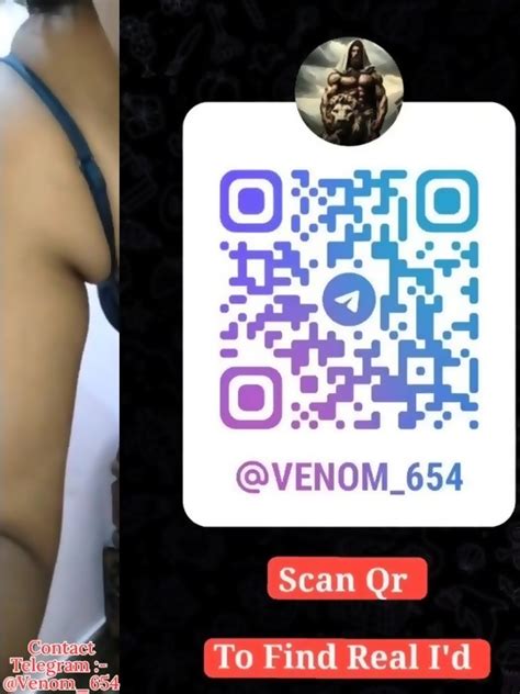 Boobsqueen Show 2 Eporner