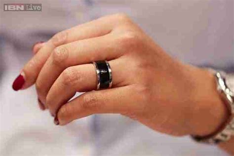 Intelden Akıllı Takılar İçin Düğme Bilgisayar Curie Curie Giyilebilir Bilgisayarlara özel