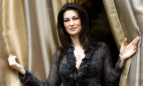Manuela Arcuri A Chi Sono Incinta Foto