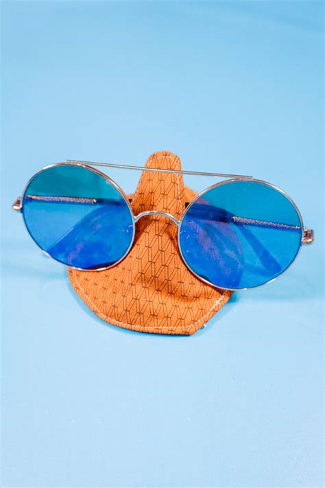 Make A Diy Eyeglass Stand To Keep Glasses Safe • Heather Handmade