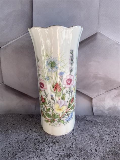 Вінтажна порцелянова ваза Aynsley Wild Tudor — ціна 550 грн у каталозі Вази Купити товари для