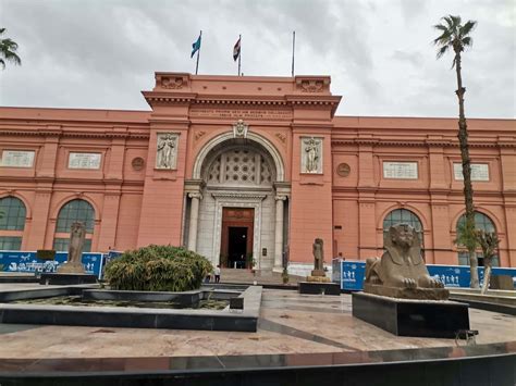 Download Egyptian Museum Is An Exciting Place To Visit Wallpaper