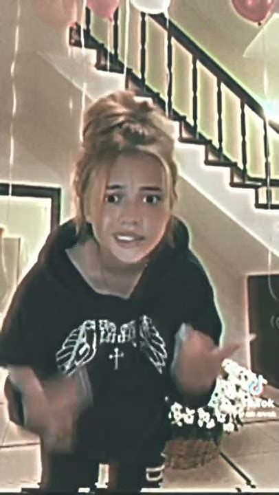 поцелуй французский Youtube