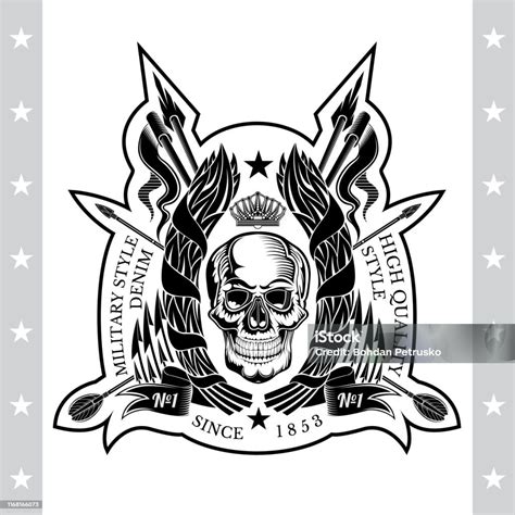 십자가 창과 깃발월계수 화환의 중심에 있는 두개골 정면 전망 화이트에 헤럴드 빈티지 라벨 고풍스런에 대한 스톡 벡터 아트 및 기타 이미지 고풍스런 그래픽 프린트 기