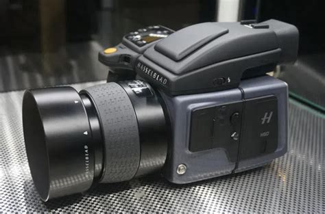 Photos The Expensive Hasselblad H6d 50c Medium Format Camera Up Close