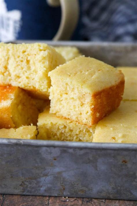Buttery Cornbread Recipe Woman Scribbles