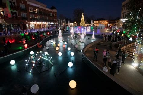 Photos Gahanna Creekside Luminary Walk