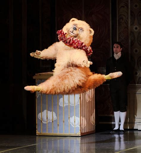 Ballet Dancing Bear