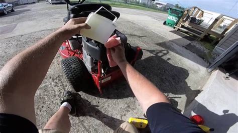 snapper oil change - YouTube