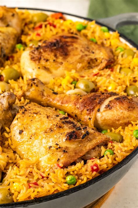 Arroz Con Pollo Spanish Chicken And Rice Easy Dinner Ideas