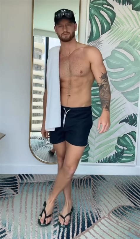 Lachlan Mcleans Feet