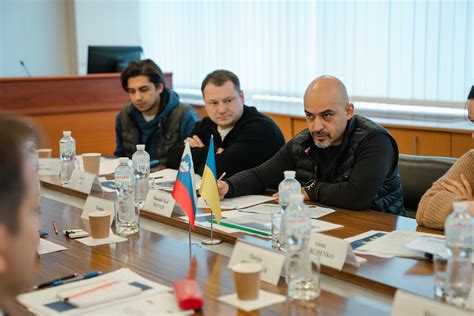 Словенія готова виділяти гранти до 5 мільйонів євро на інфраструктурні обєкти Голова Агентства