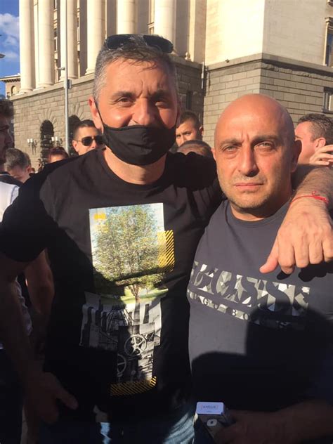 СИГНАЛ ДО ПИК Лъснаха платени протестъри от БСП със съмнителна