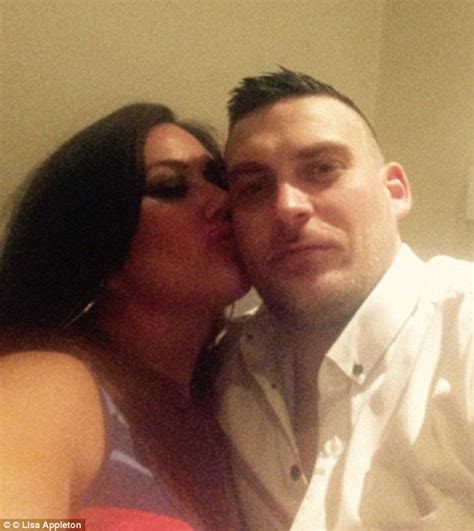 Lisa Appleton Puts On A Leggy Display In Manchester Daily Mail Online