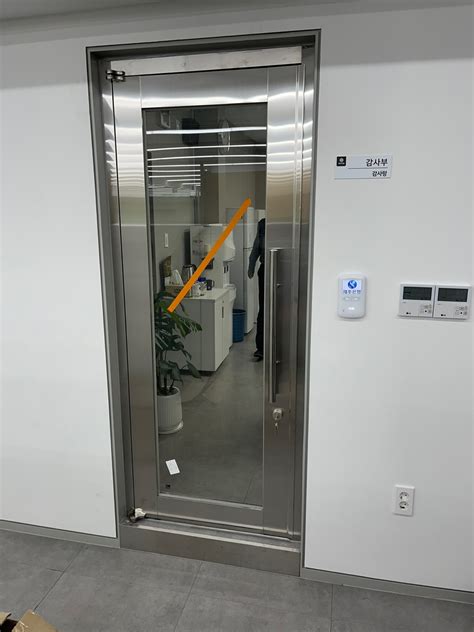 제주은행 방화도어 시공 주제일자동문 포트폴리오