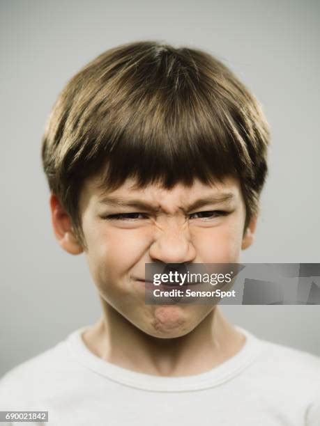 Disgusting Faces Foto E Immagini Stock Getty Images