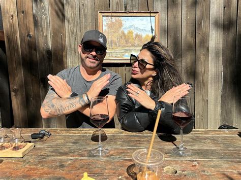 Samantha Bennington Samanthabennington • Instagram Photos And Videos