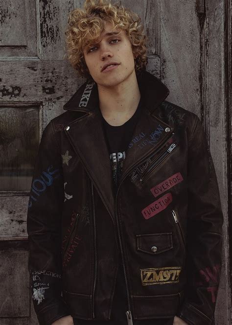 Owen Lindberg Dt Model Management