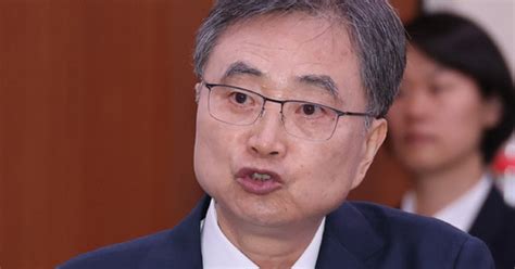 조현 외교장관 후보자 “실용외교로 주변4국 관계 발전 도모”