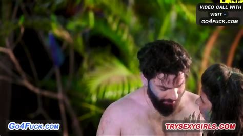 Farm House Me Holi Pe Bhabhi Ke Sath Dewar Ne Swimming Pool Me Sex