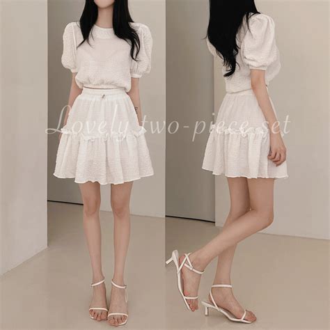 러블리퍼프소매 반팔 블라우스 프릴 미니 스커트 투피스 세트 2color 에이블리
