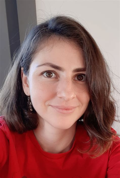 Selin Tunç Medium