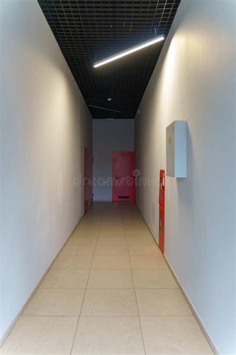 Beautiful Ceiling And Lighting Design In A Modern Shopping Mall Wooden