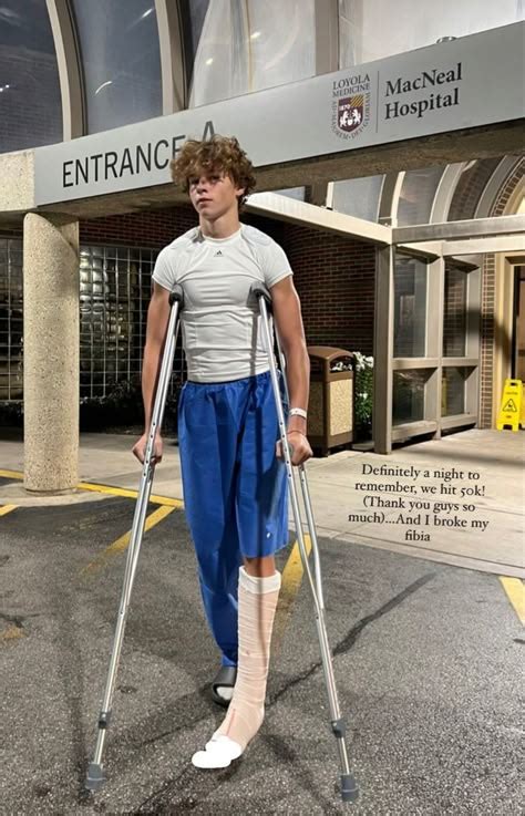 Dylan Hoffman Cute Celebrities Cute Celebrity Guys Mean Girls