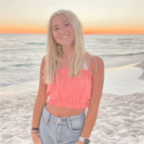 Kaylee Kayleebaker On Threads