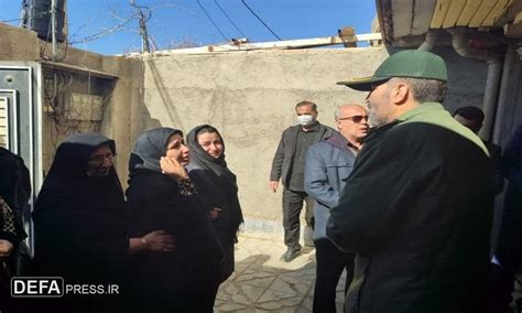 تصاویر دیدار سردار فرجی با خانواده شهید سید مرتضی حسینی